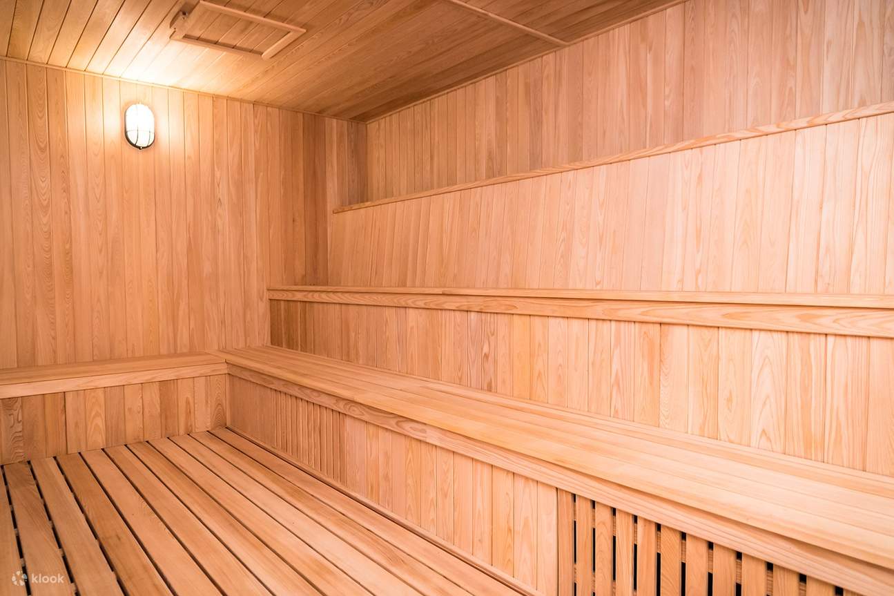 Taichung: Jing Lady Micro Hotel - Japanese Black Stone Rock Bath • Spa ...