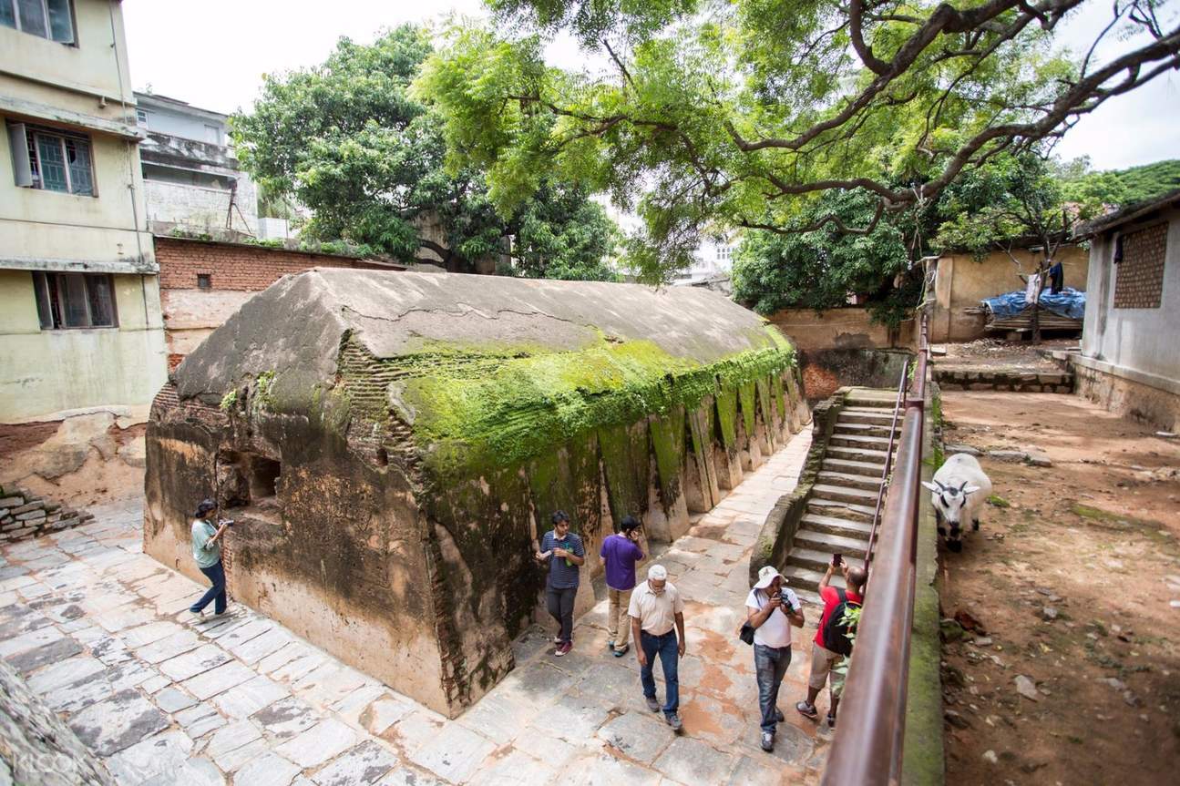 Bangalore Heritage Walk Into The History Of Tipu Sultan Fort And Palace ...