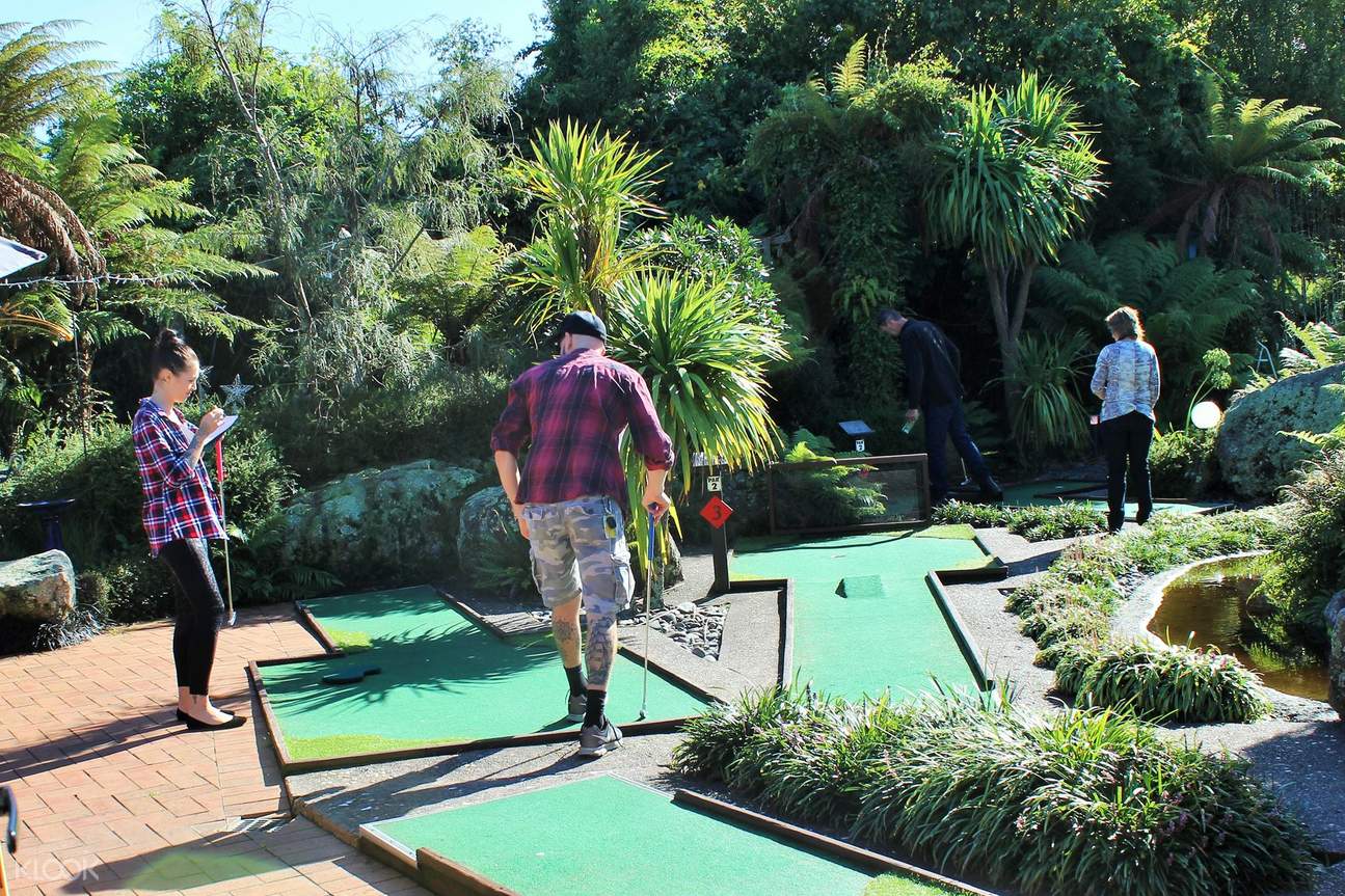 Rotorua Mini Golf with Rabbits - Klook New Zealand