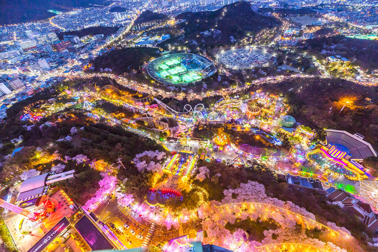 Daegu E-World and 83 Tower Observatory Admission Combo Ticket
