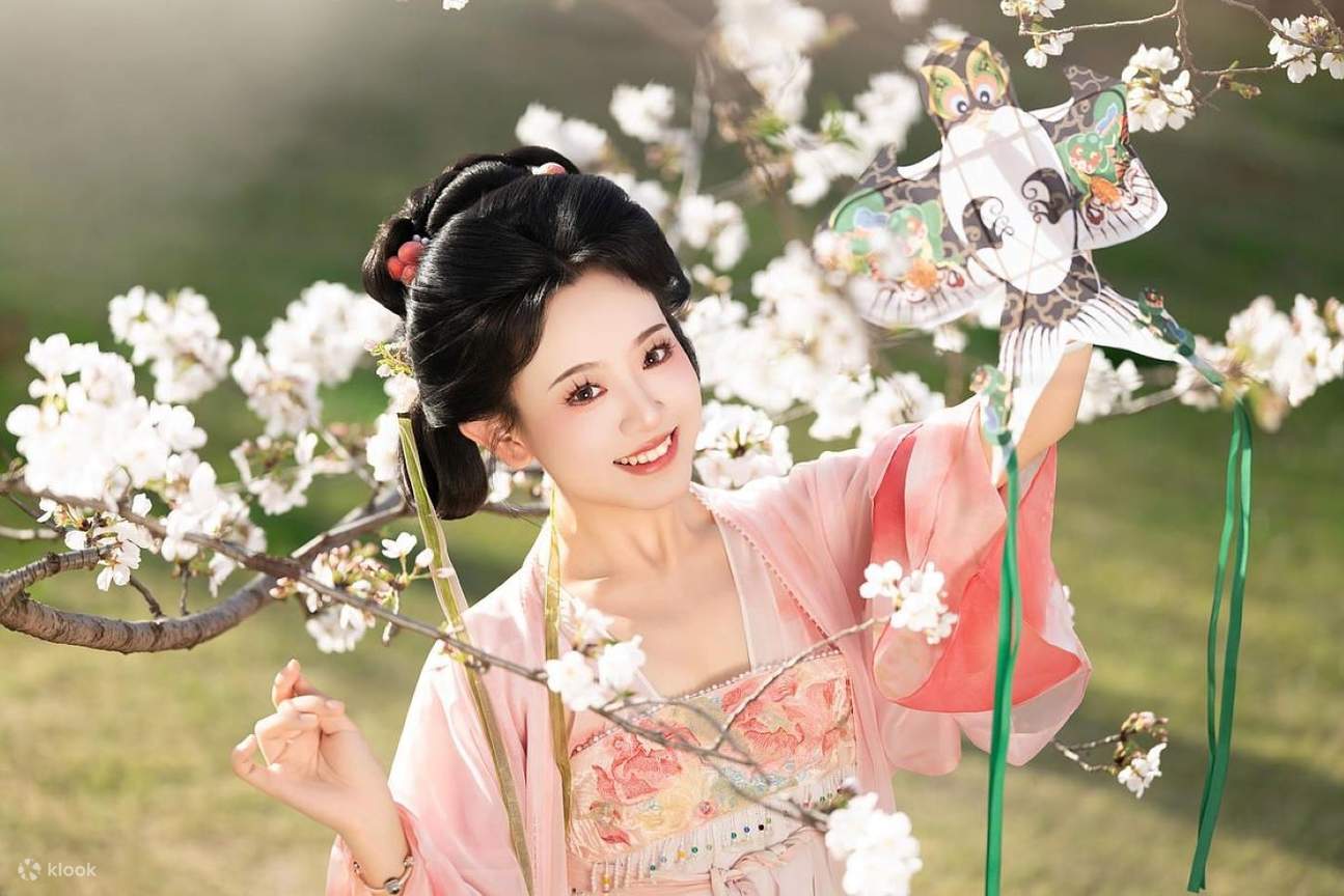Shanghai Zhujiajiao Hanfu Photography Experience (Hanfu rental ...