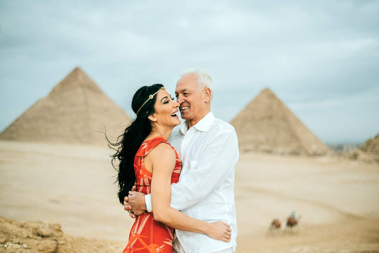 A Photography Session at the Giza Pyramids with pickup - Klook