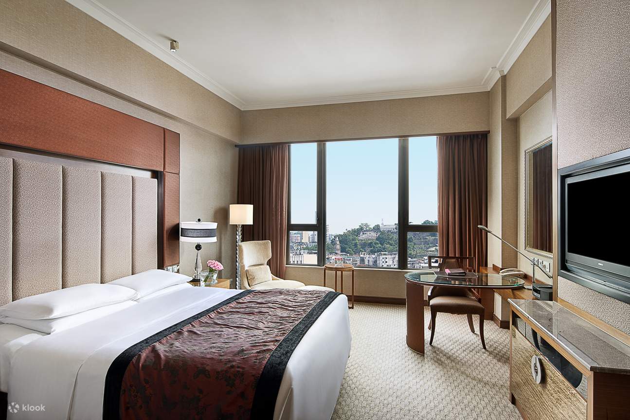 Macau Staycation: Sofitel Macau at Ponte 16 Staycation Package - Klook