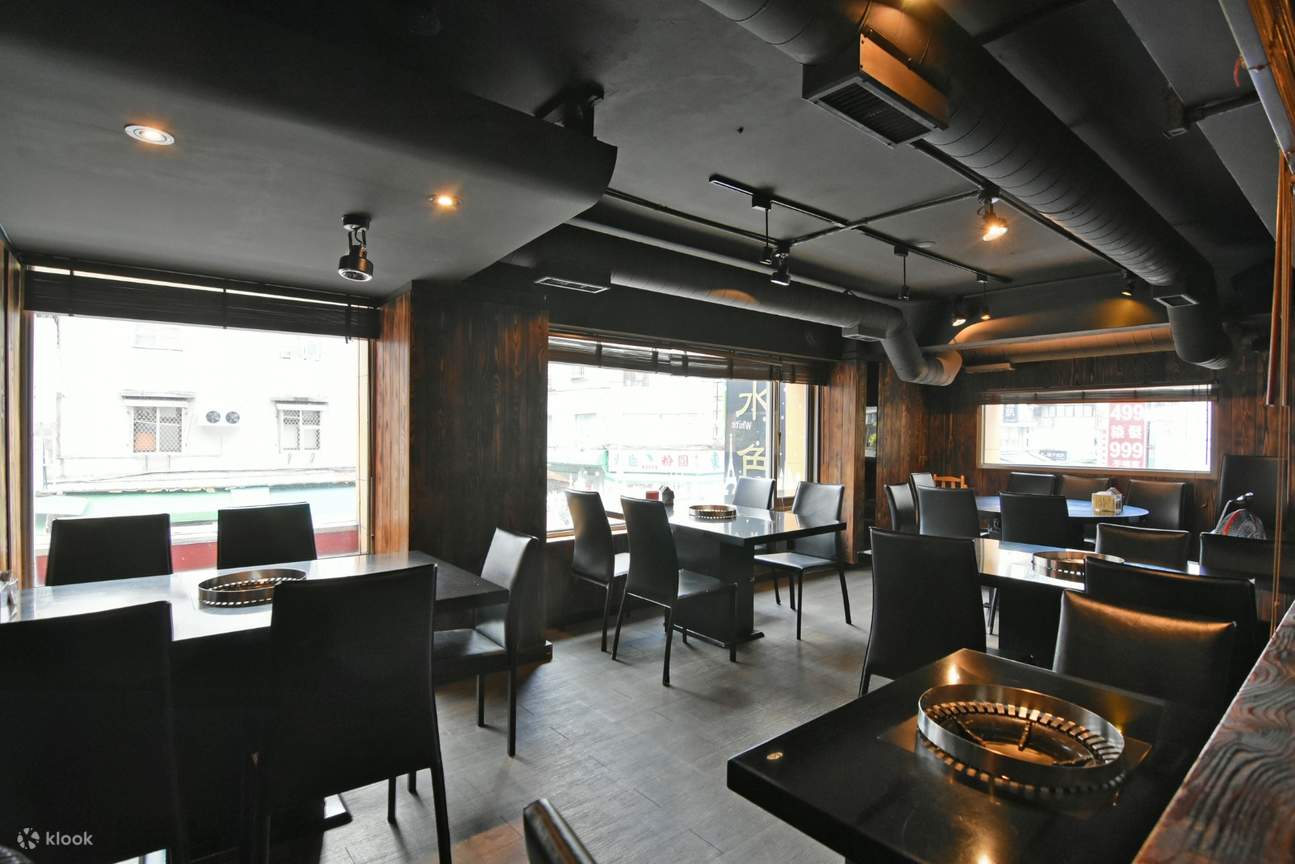 Tianmu Ningji Spicy Hot Pot at ZhongXiao Dunhua Station in Taipei ...