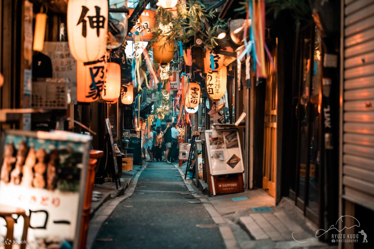 Tur Bar Lokal di Shinjuku - Klook Indonesia