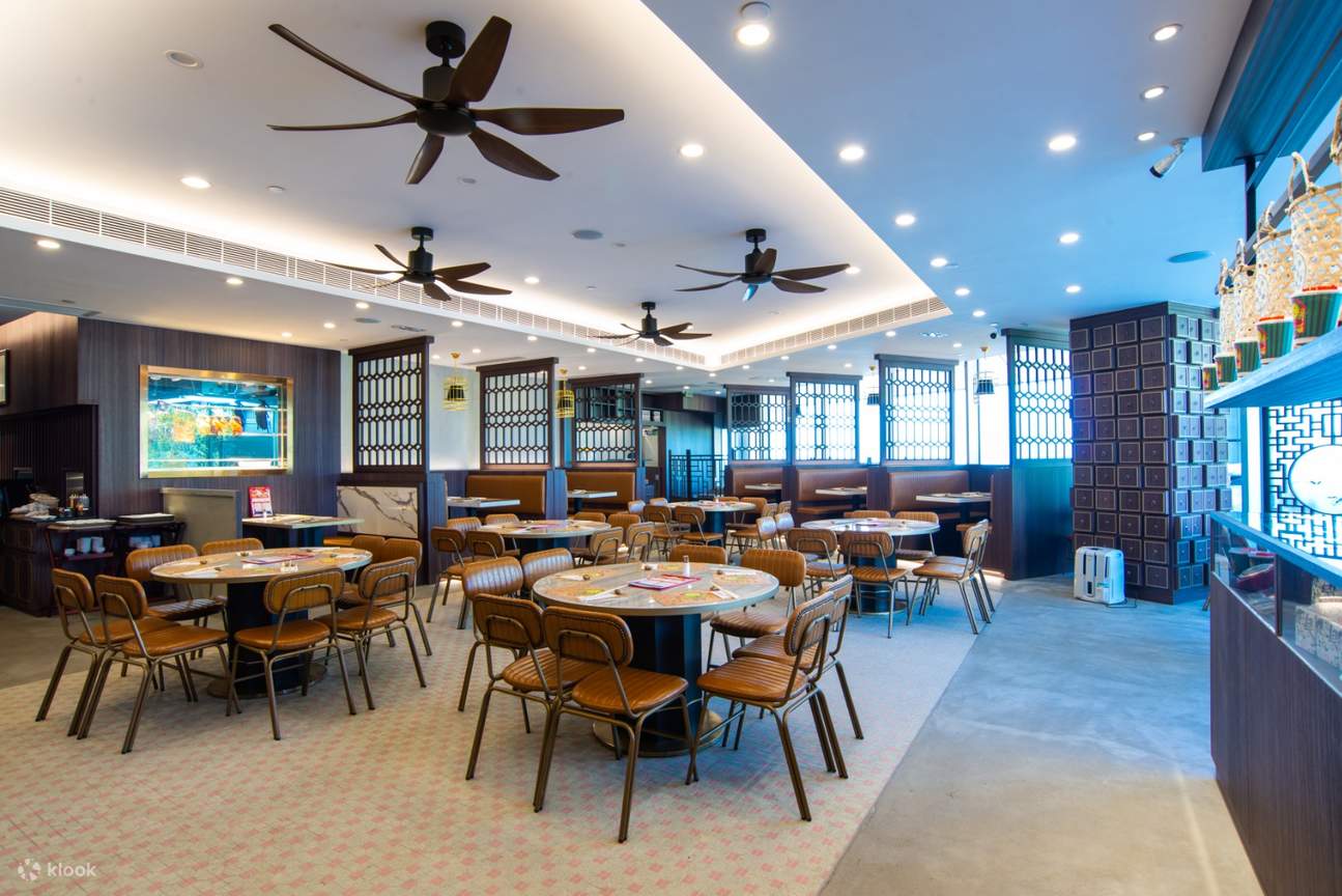 D & K Roasted Goose and Deluxe Soup Restaurant, The Peak - Klook United ...