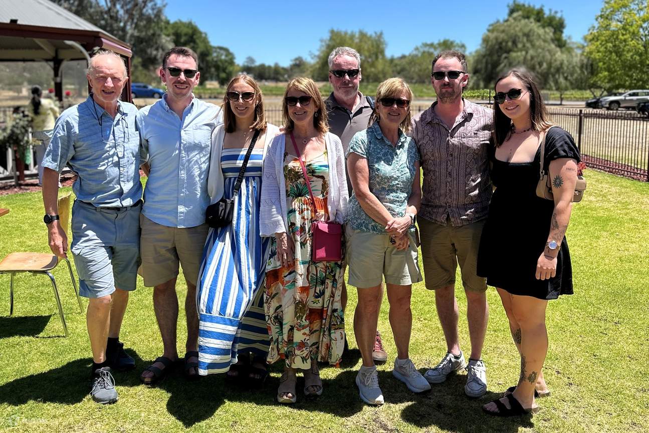 Private Adelaide Airport and Houseboat Bus Transfers - Klook