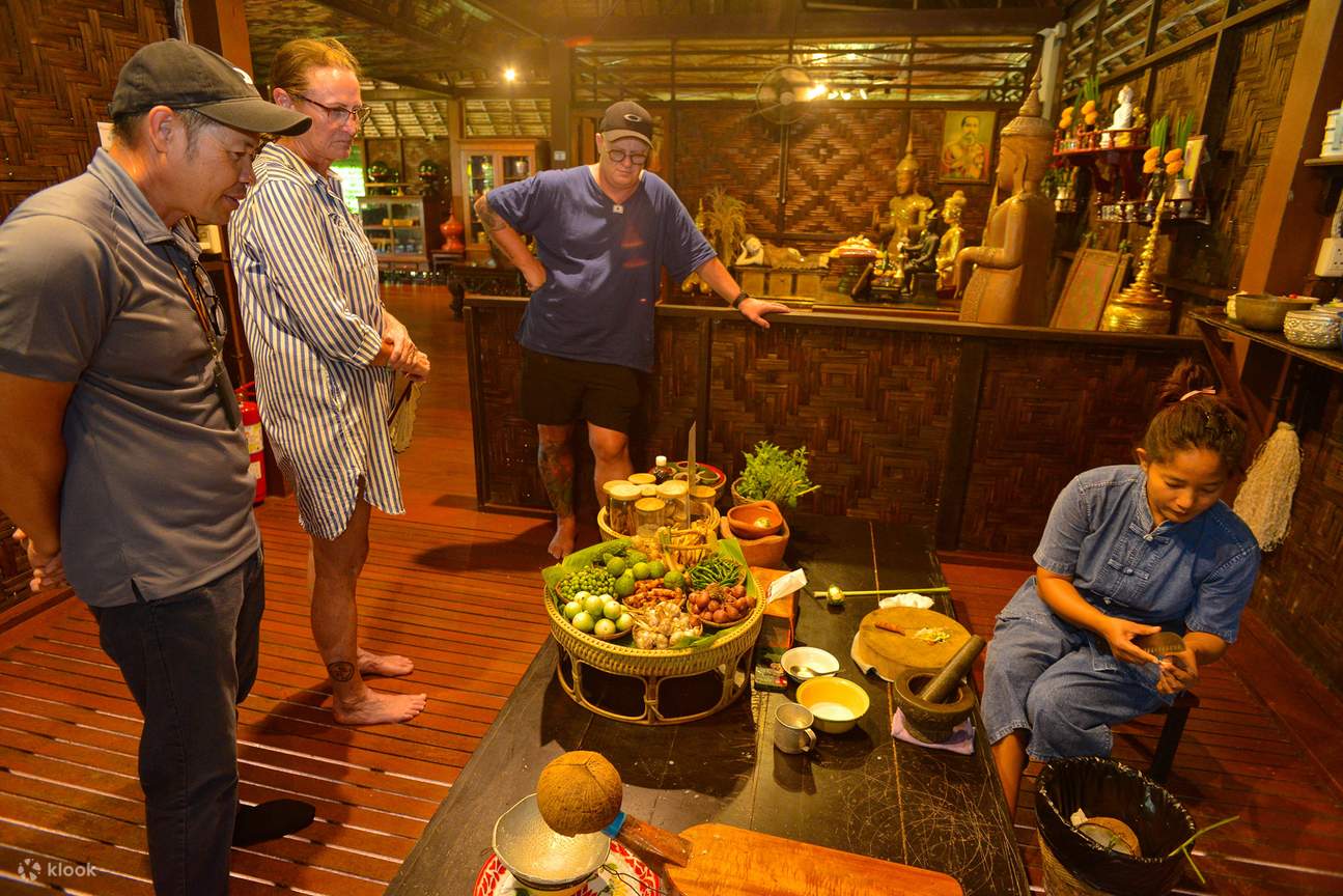 Phuket Cultural Highlights: Temples, Old Town & Thai Farm Experience - Klook