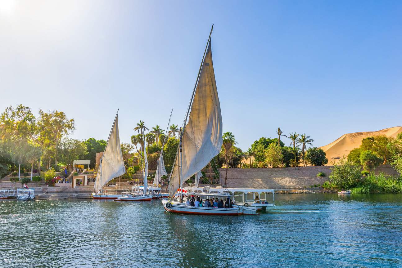 Luxor West and East Banks with Hot Air Balloon, Felucca and lunch - Klook