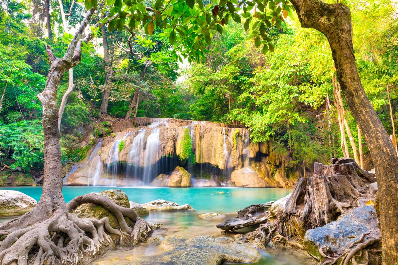 Tour del Parco Nazionale di Erawan: Cascata di Erawan e ponte sul fiume ...