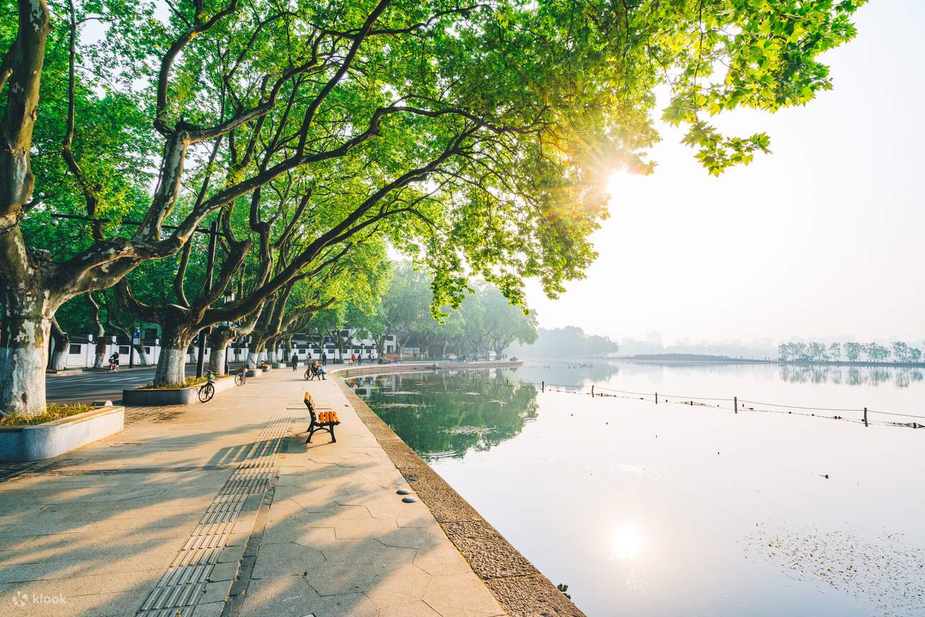 Hangzhou West Lake + Boat Tour + Lingyin Temple + Tea Painting Fan ...
