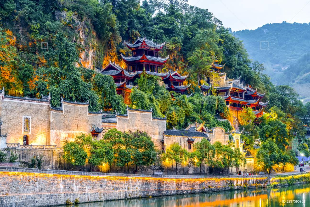 Private One-Day Tour to Zhenyuan Ancient City from Guiyang - Klook