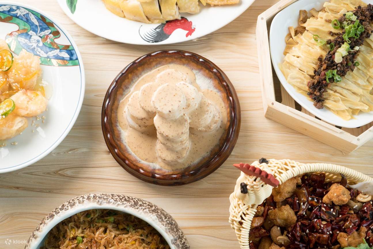 Sichuan Style Fried Chicken with Chili, Bird Cage Dim Sum Set, and ...