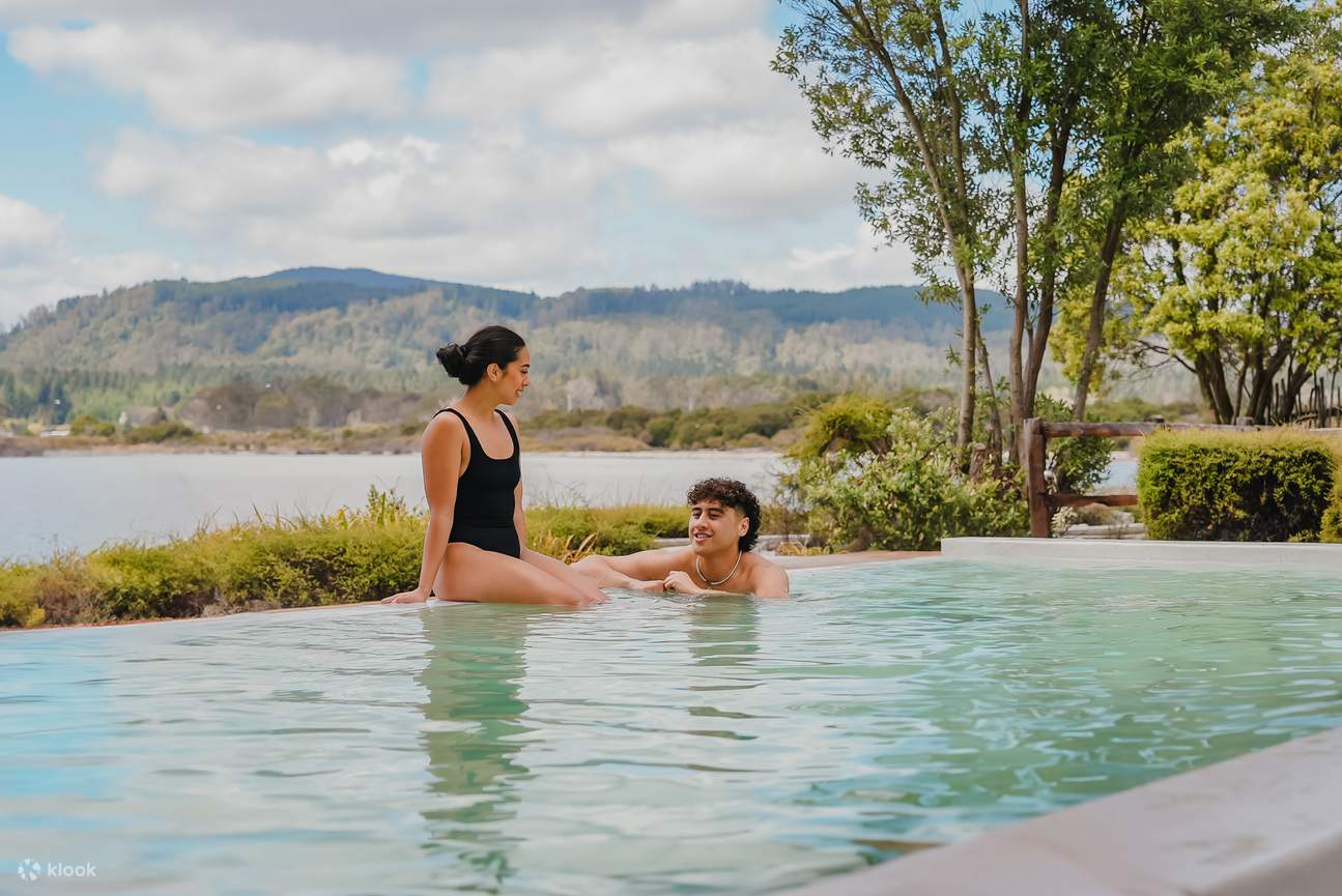 Polynesian Spa Geothermal Hot Springs Admission - Klook New Zealand