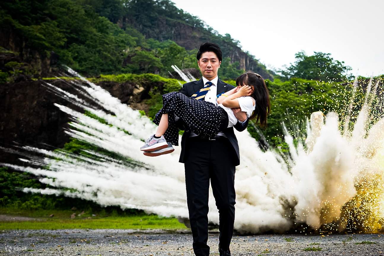 Explosion experience: Just like you are in a movie! - Klook