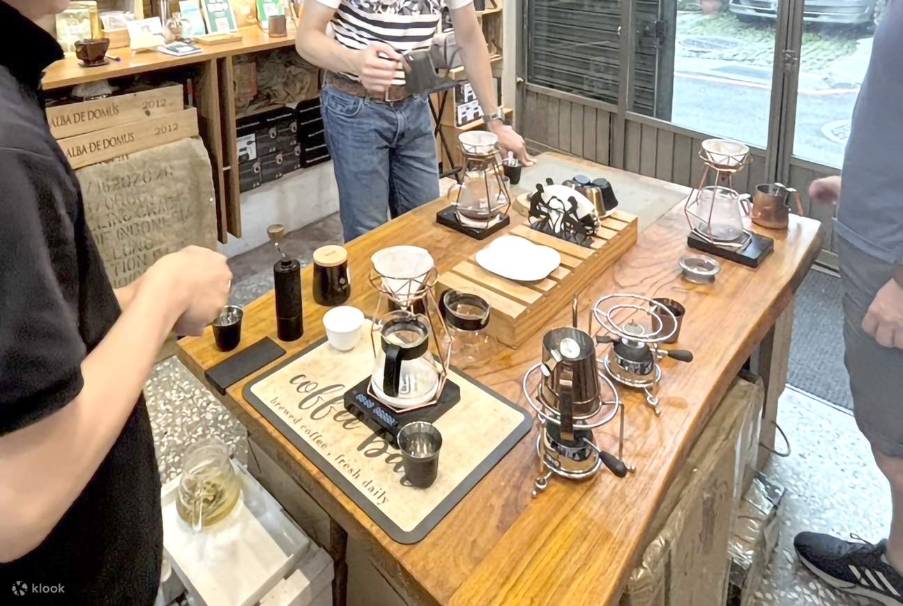 Taipei: A-IDIO Dadaocheng hand-brewed coffee experience - Klook United ...