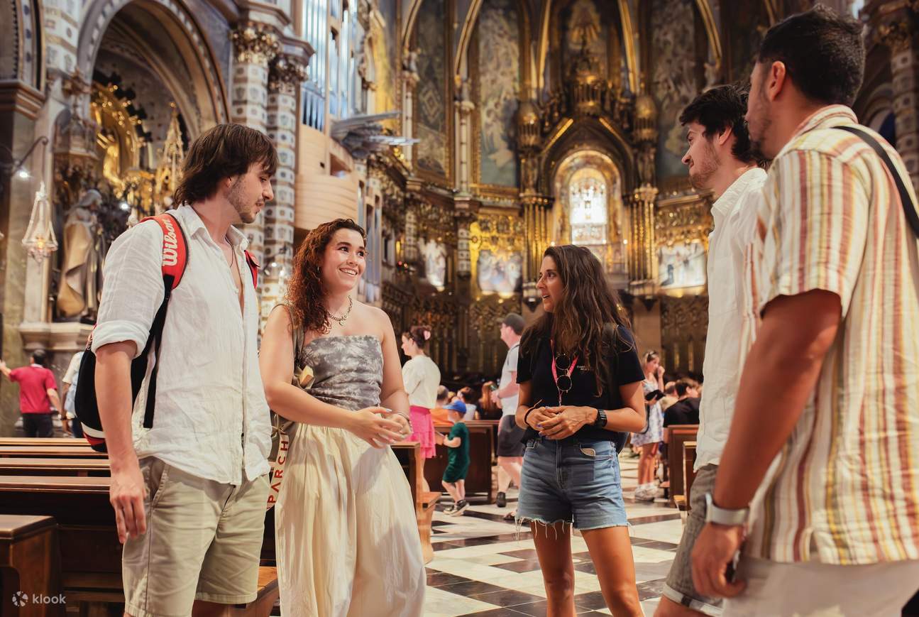 Montserrat Highlights: Bus, tour and Basilica's entry ticket - Klook