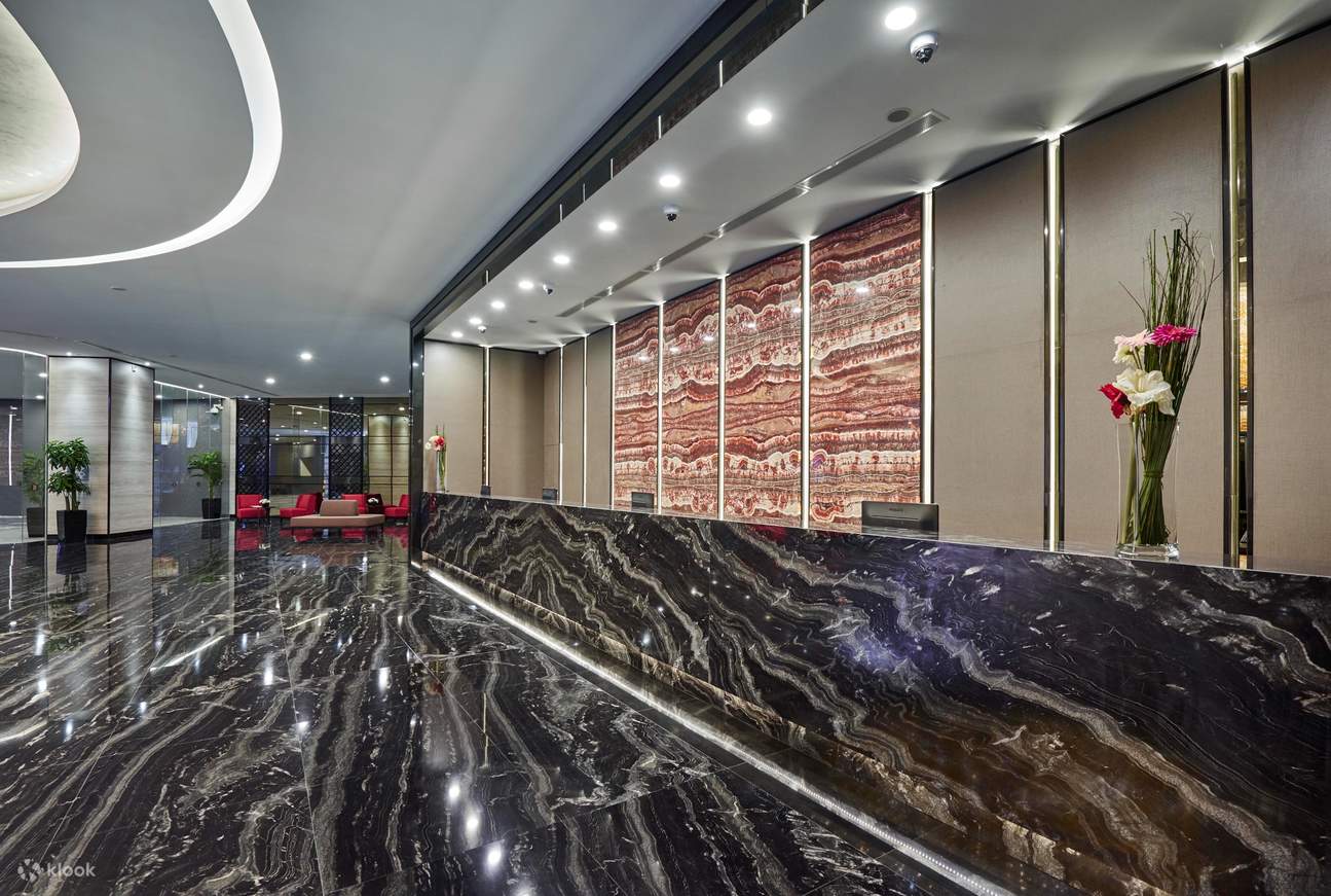 Hotel Boss Staycation with Complimentary Room Upgrade, Early Check-In ...