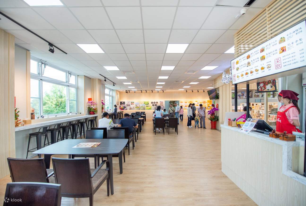 Tainan: Yujing Golden Buckwheat Theme Restaurant - Wonderland Siraya ...