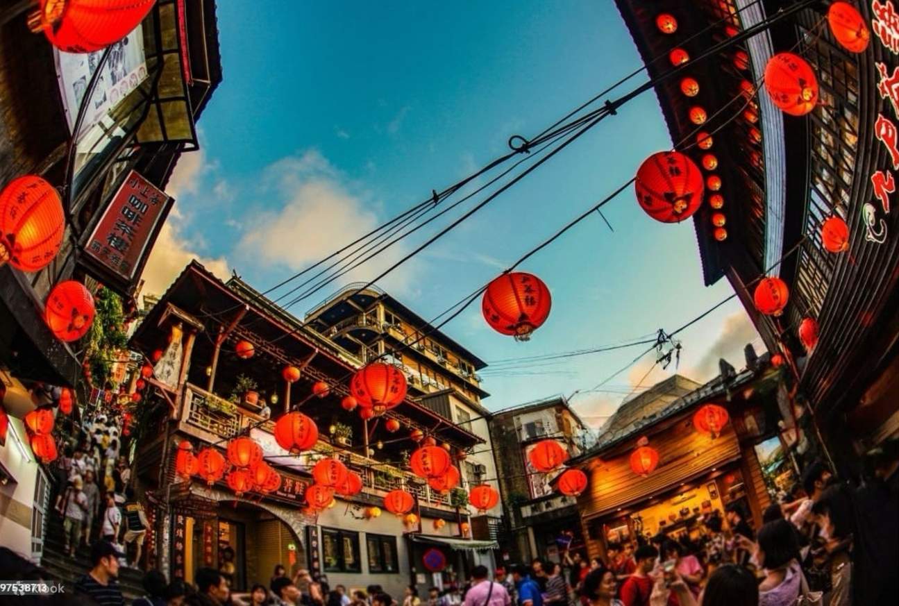 Taipei Private Car Charter: Customized Itinerary + Din Tai Fung Dining ...