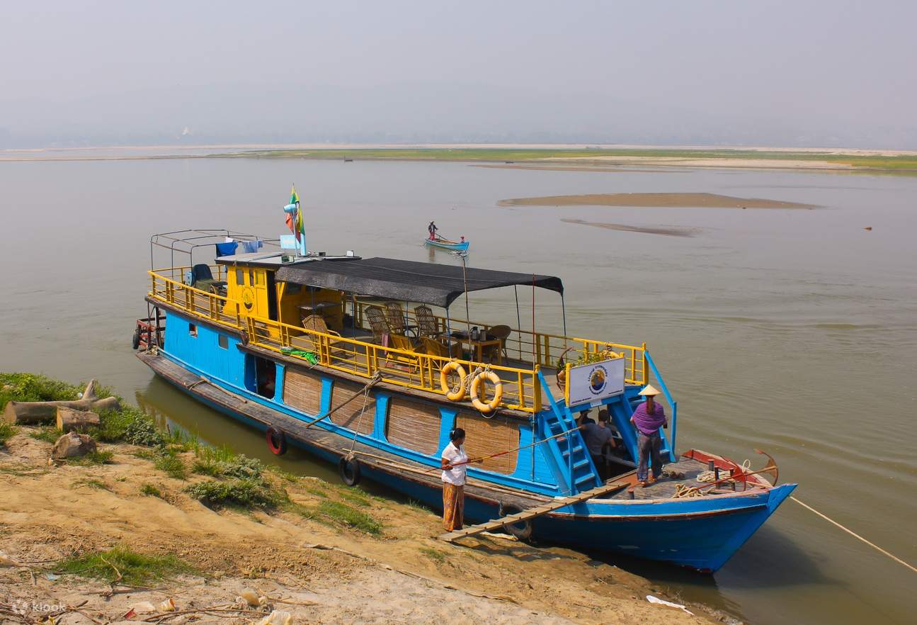 Irrawaddy Dolphin and Cooperative Fishing Day Tour, Mandalay, Myanmar ...