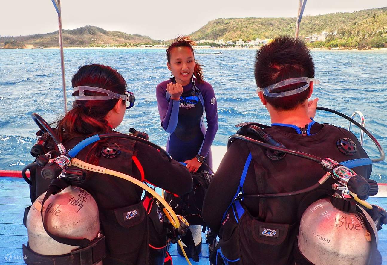 Pingtung Kenting Blue Hole Diving Experience Diving・PADI OW Beginner ...