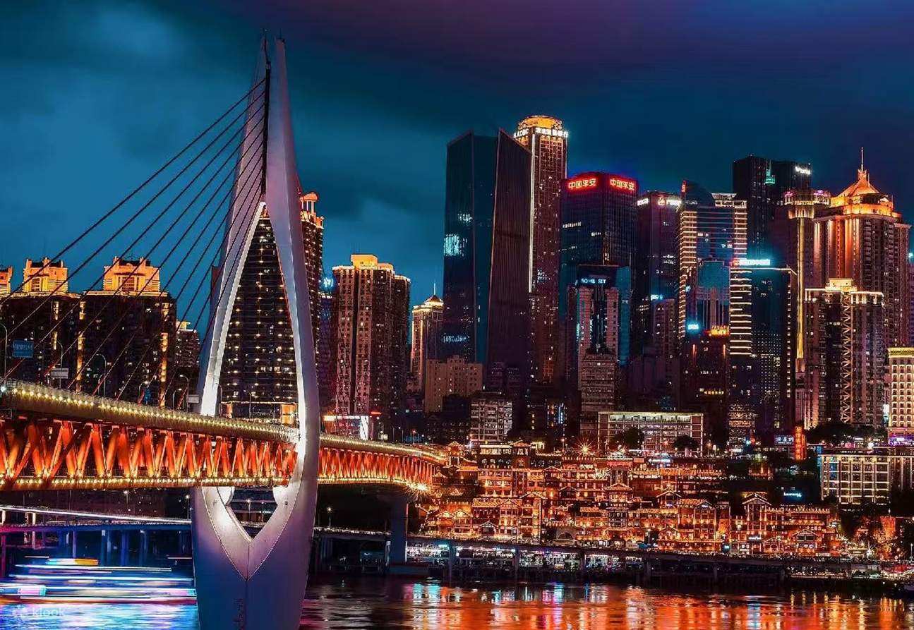 Chongqing & Chengdu 6-day in-depth tour (Chengdu Giant Panda ...