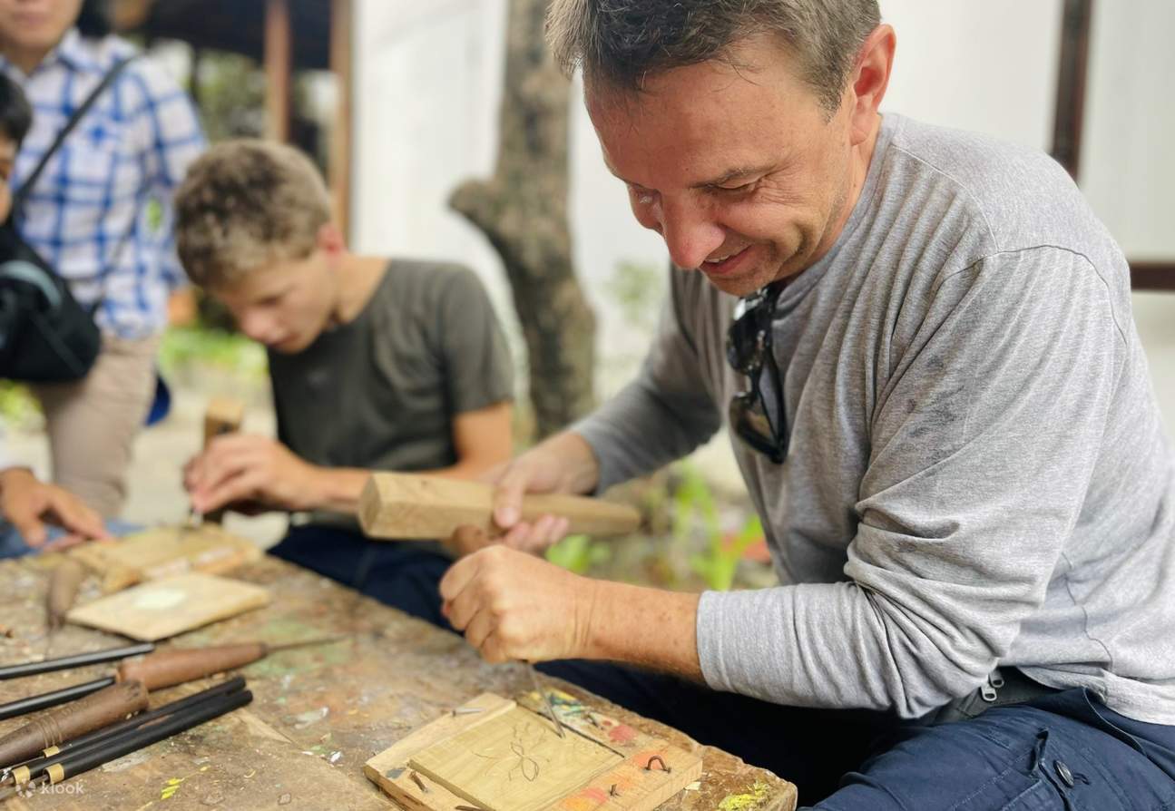 3-Hour Wood Carving Class with Local Artist in Hoi An - Klook Australia