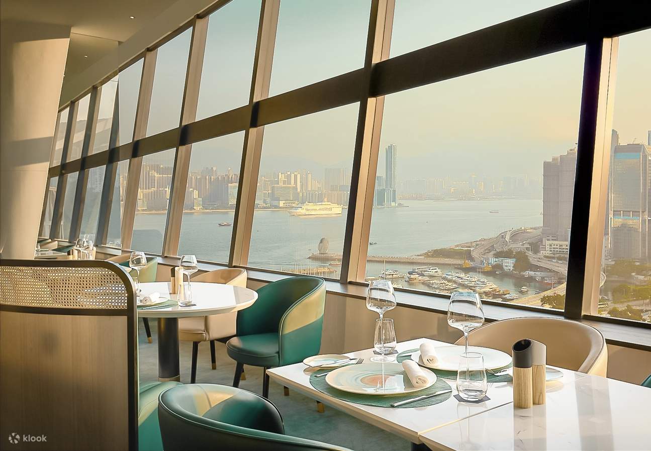 SKYE | Rooftop Bar and Dining | The Park Lane Hong Kong, a Pullman ...