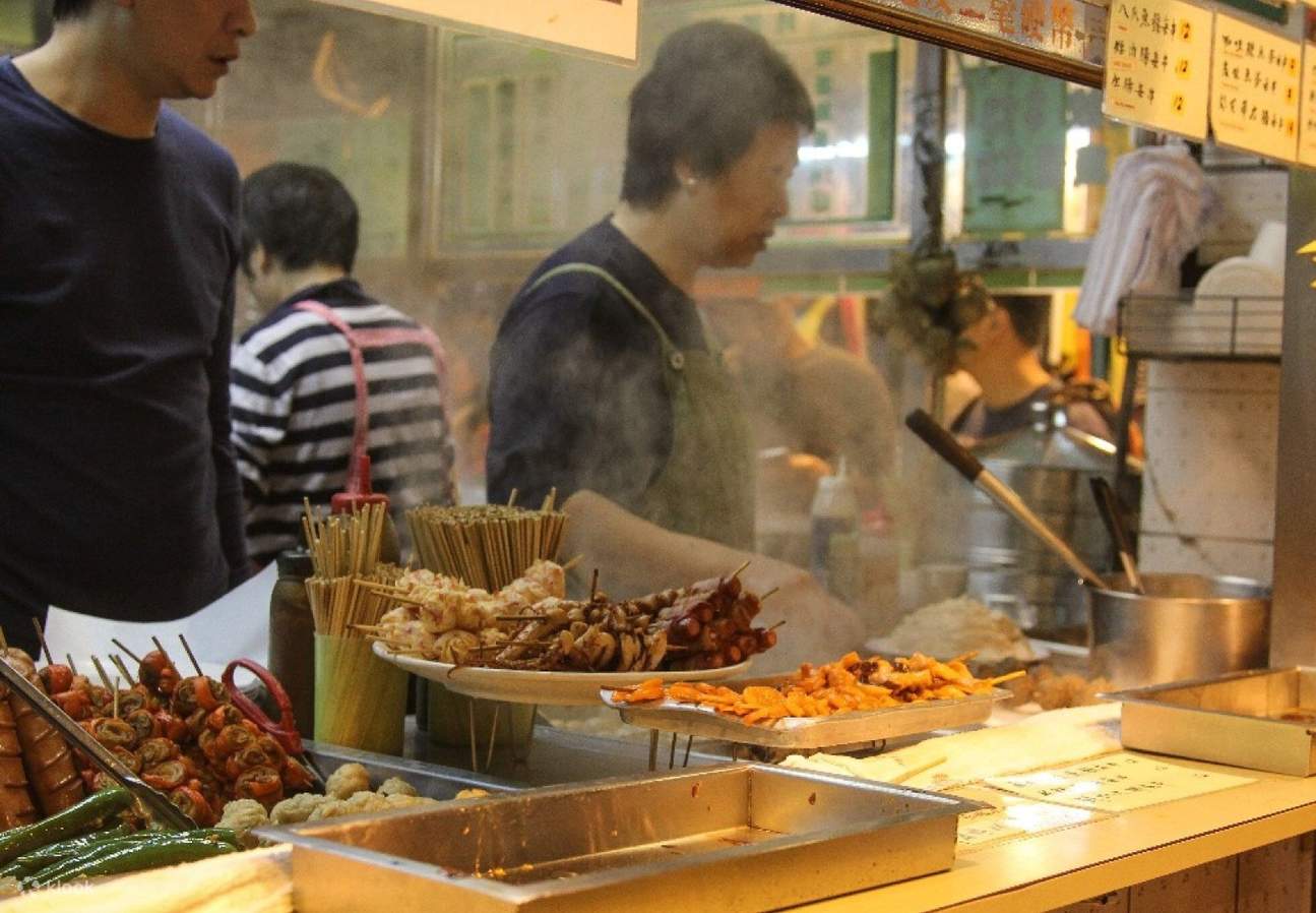 Kowloon Food Walking Tour - Klook