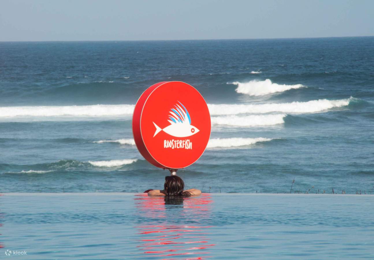 Roosterfish Beach Club