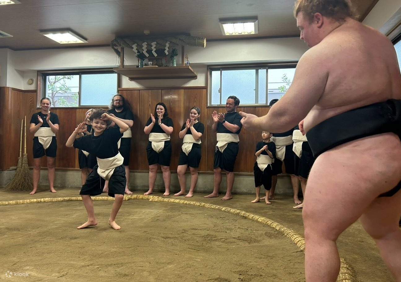 Tokyo Sumo: Train on a real yokozuna dohyo & enjoy chanko hotpot - Klook