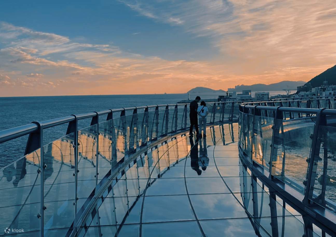 Busan Sunset & Night View Tour: Sky Capsule, The Bay 101, Songdo ...