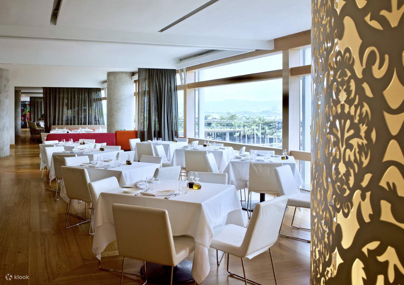 Isolar Bar & Grill, Central - Klook Hong Kong