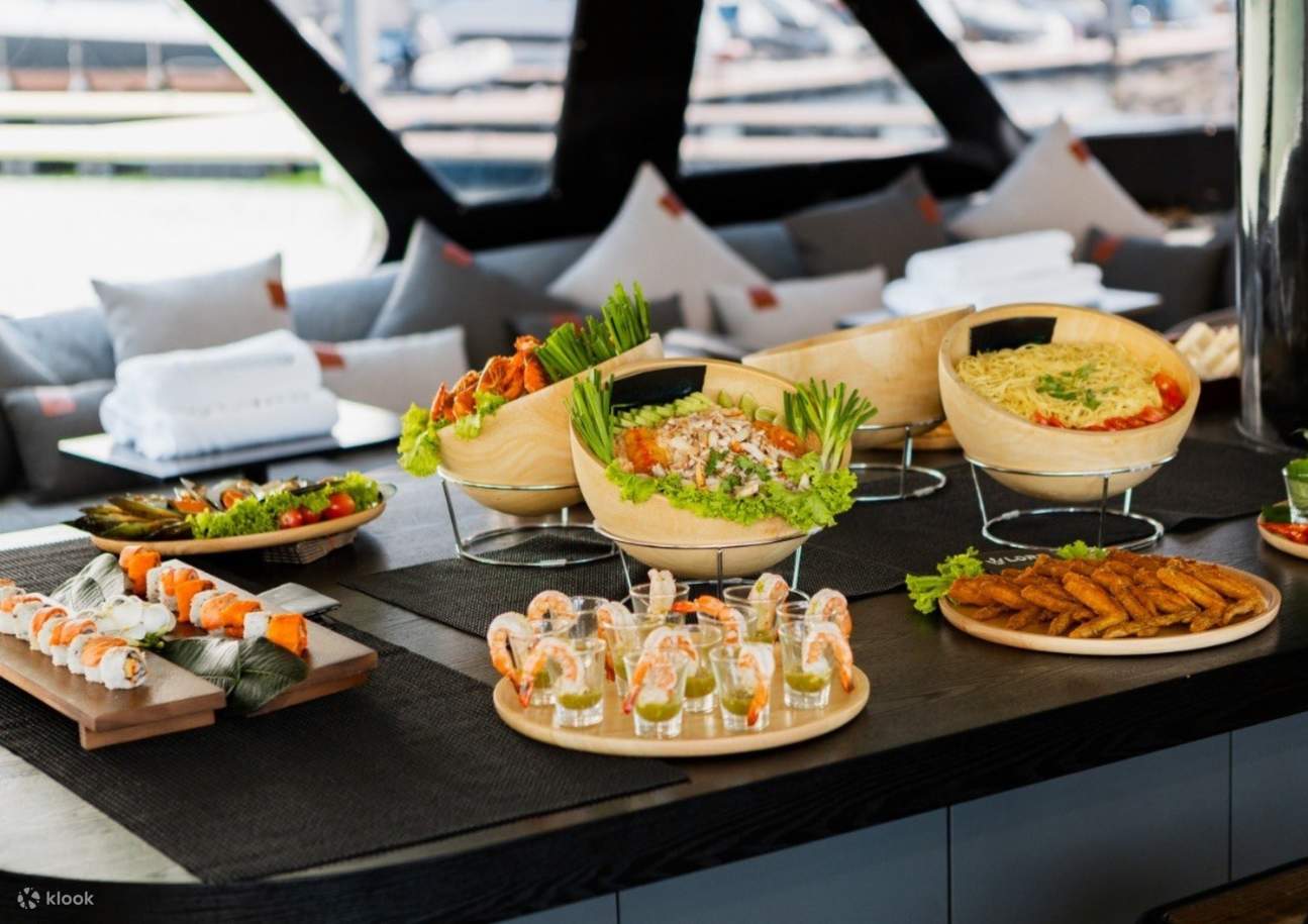 Pattaya: Koh Khram Half-Day Luxury Yacht Tour with Sunset Dinner ...