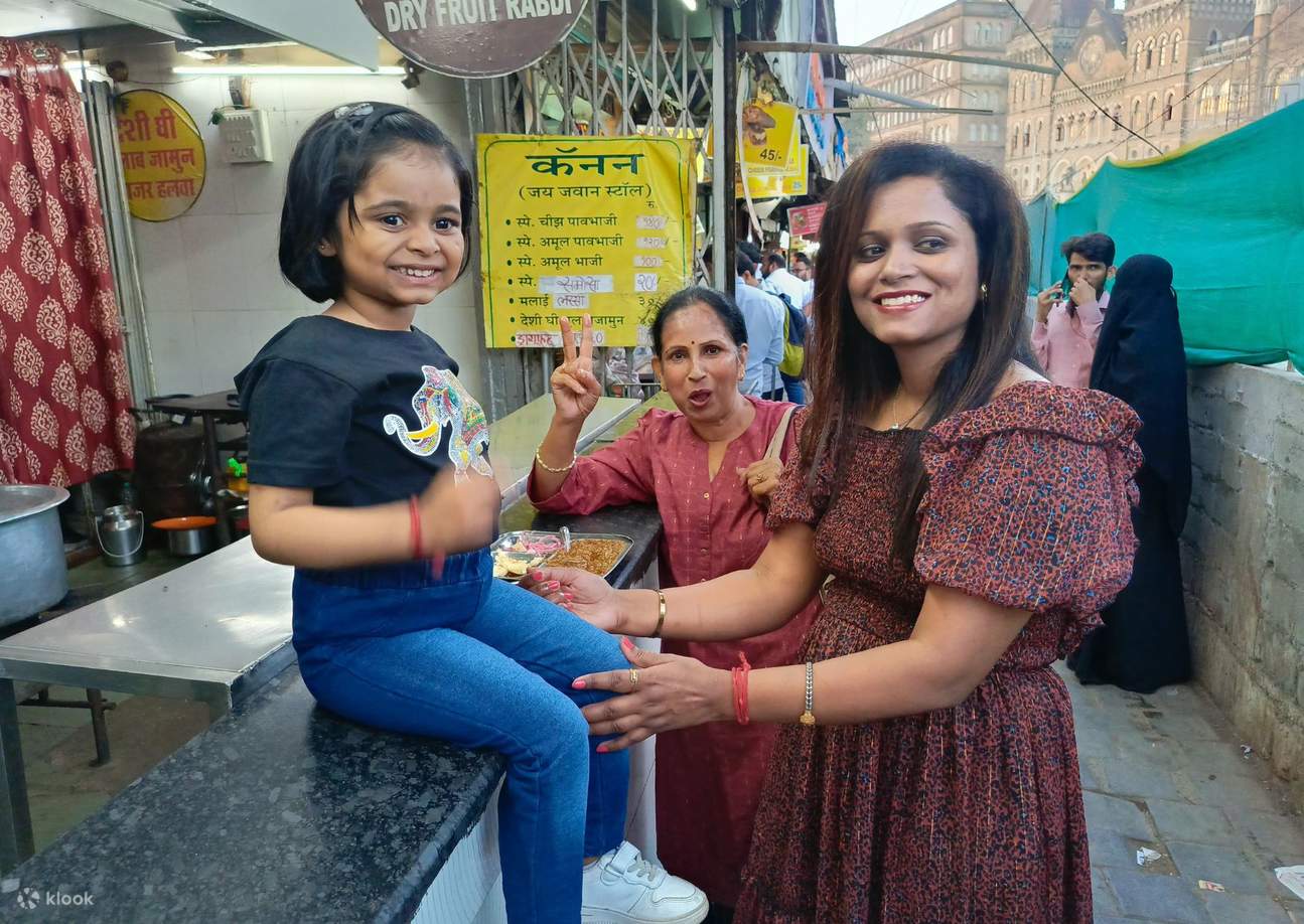 Flavors of Mumbai: Guided Street Food Tasting Tour with a local - Klook ...