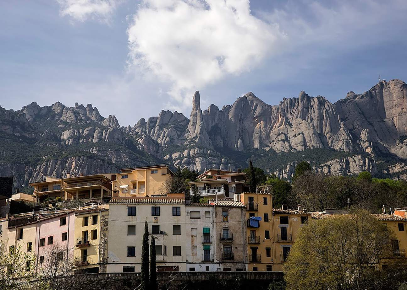 Montserrat Day Trip from Barcelona with Cogwheel Train - Klook