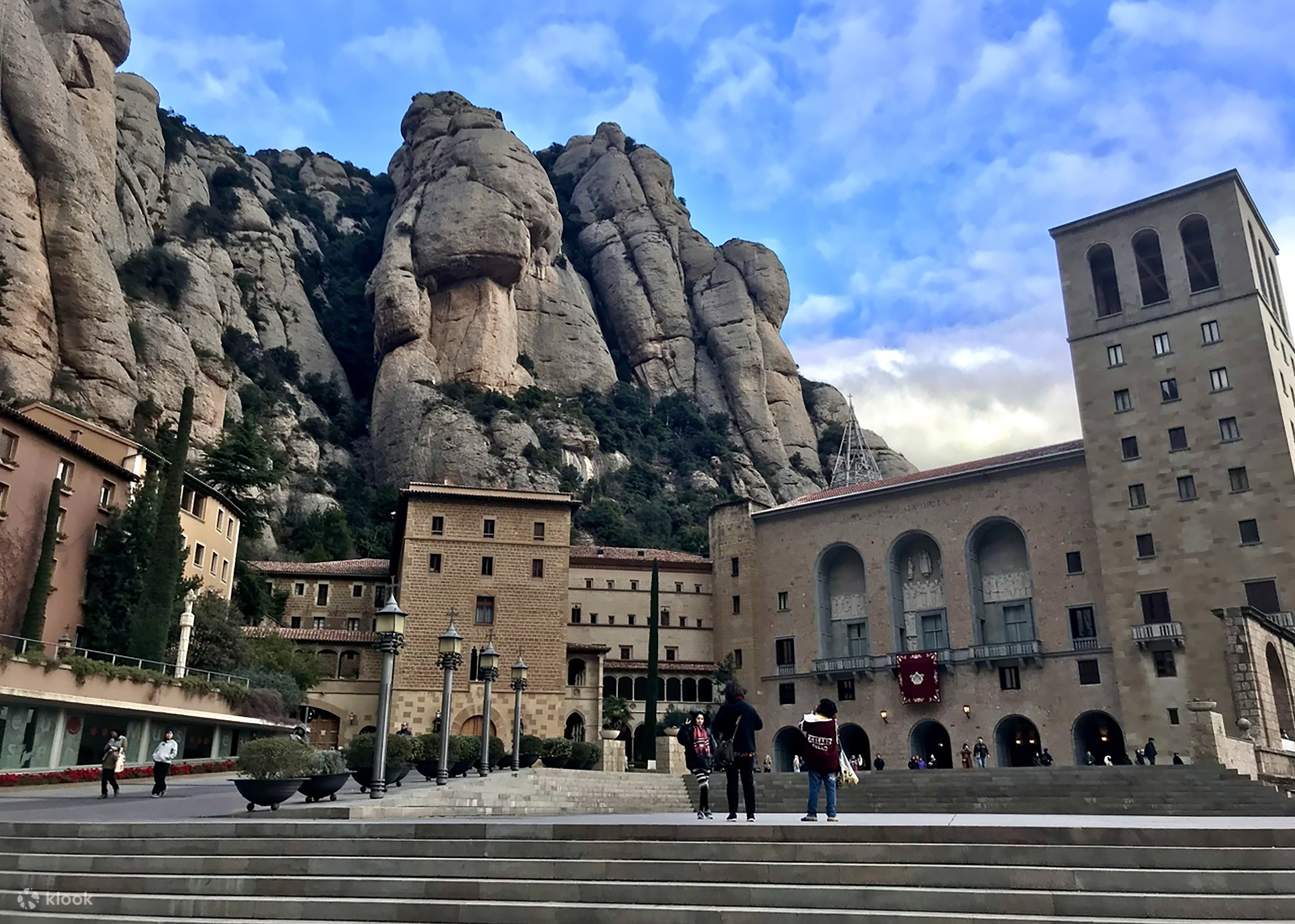 Montserrat Day Trip from Barcelona with Cogwheel Train - Klook
