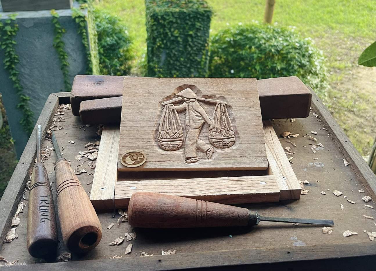 3-Hour Wood Carving Class with Local Artist in Hoi An - Klook Philippines