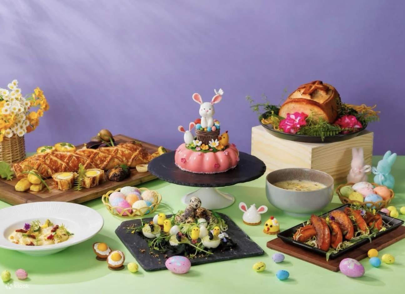 Buffet at Marina Kitchen in Hong Kong Ocean Park Marriott Hotel - Klook ...