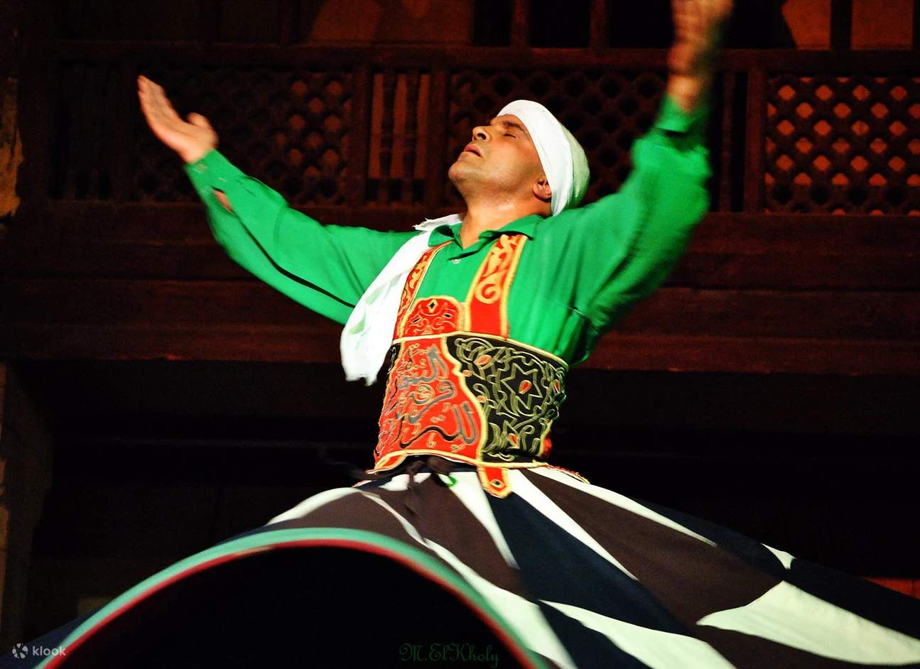 Al Tanoura Dance Troupe Performance in Cairo - Klook