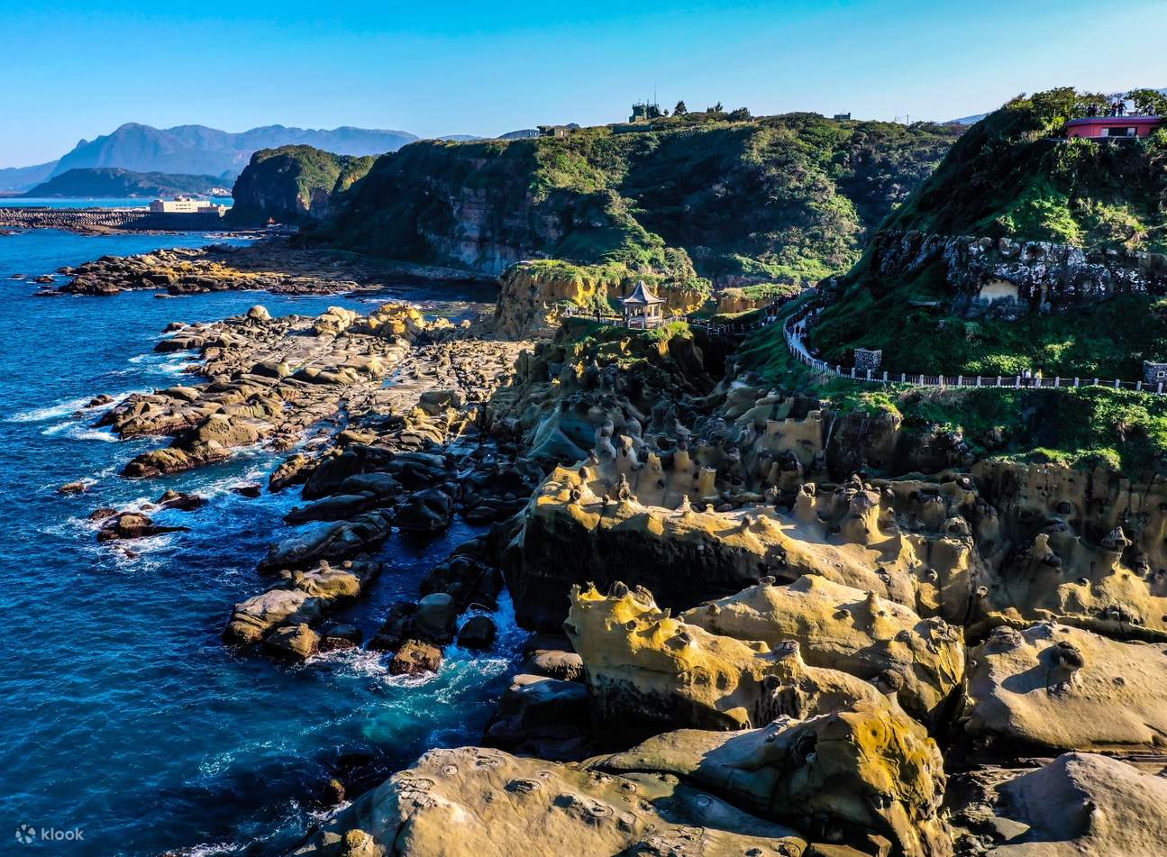 Yehliu, Shifen, and Jiufen Day Tour with Chinese, Korean, Japanese, and ...