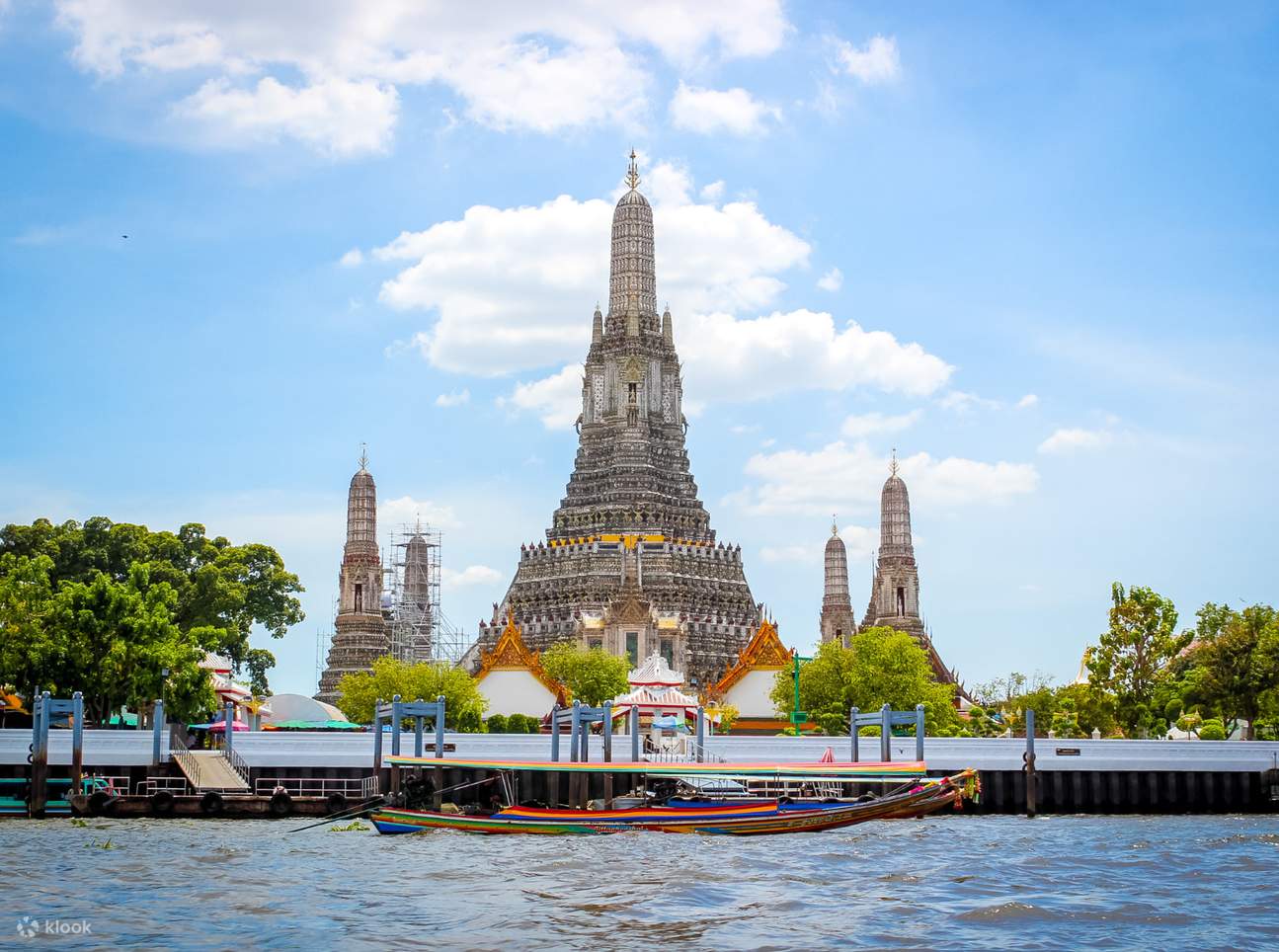 Temples, Sightseeing Cruise, & Ratchada Train Night Market Private Tour ...