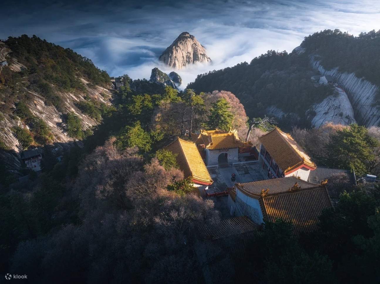 One Day Trip to Mount Huashan, Xi'an, Shaanxi (One of China's Five ...