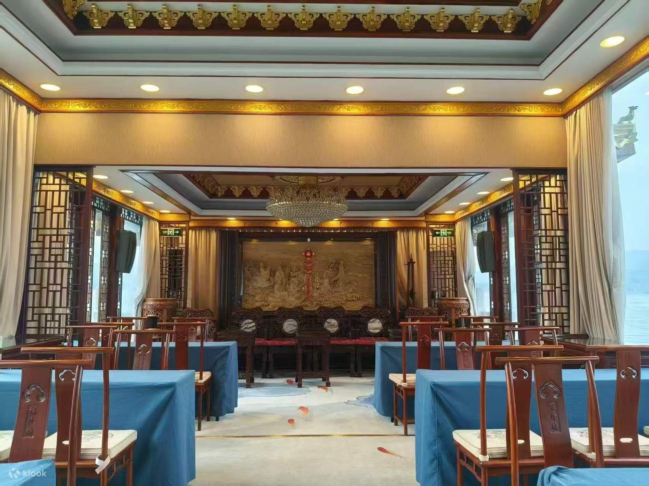 Half-day tour of the north side of West Lake: 50-minute cruise on the ...