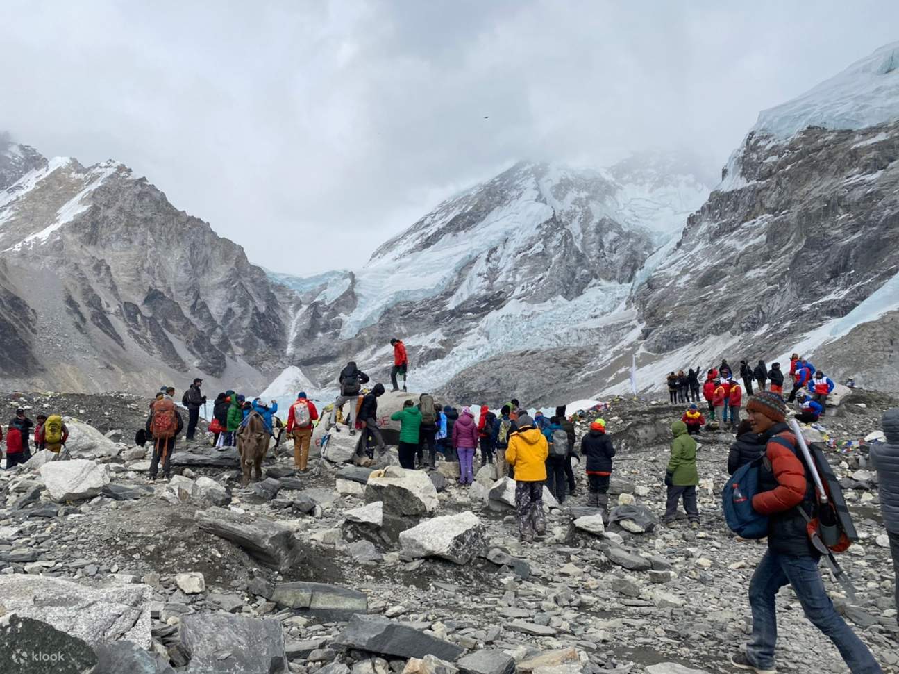 Perjalanan Darat Ke Base Camp Everest 15 Hari Melalui Jalan Dan