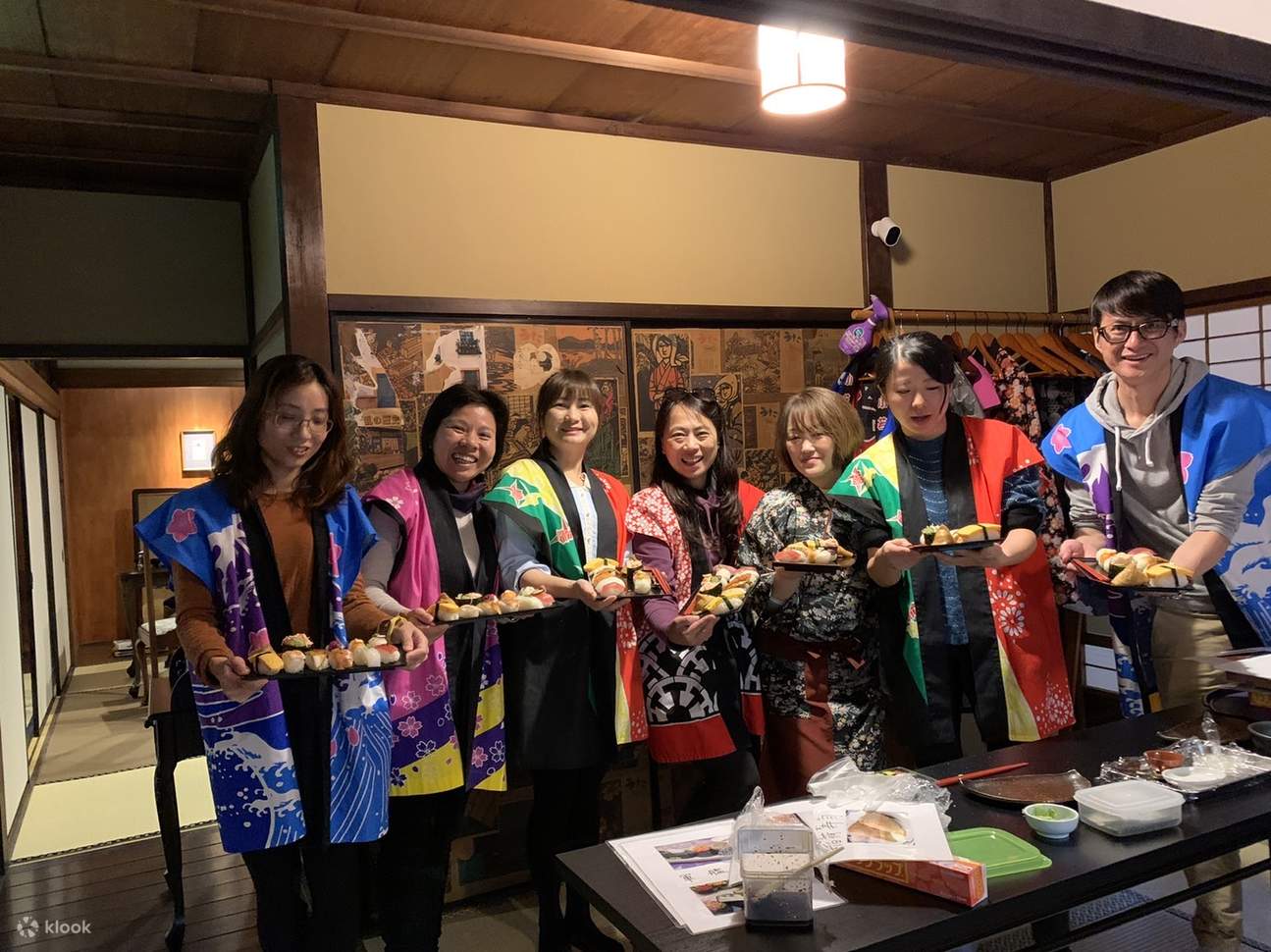 1 Hour Join In Kyoto Cooking Class by Sushi Making - Klook