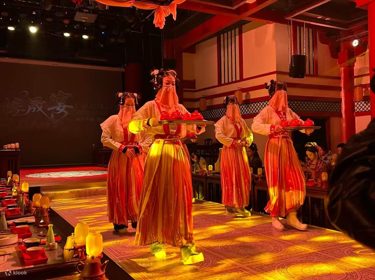 Mianyang Minglou Shengyan • Immersive Palace Feast - Klook Singapore