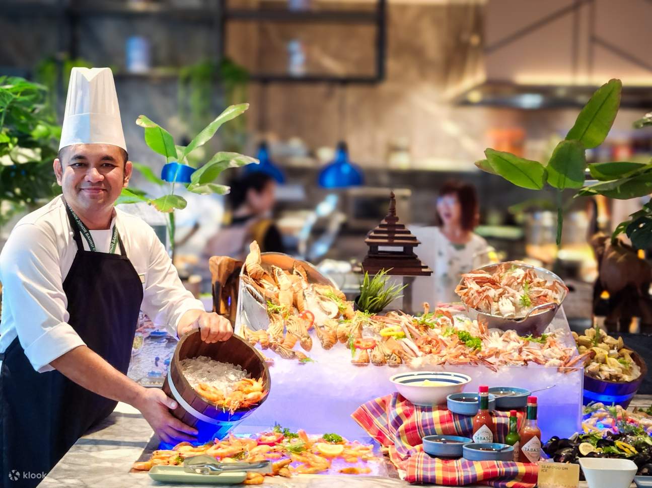 Dine@EIGHT Restaurant at Holiday Inn Johor Bahru City Centre - Klook