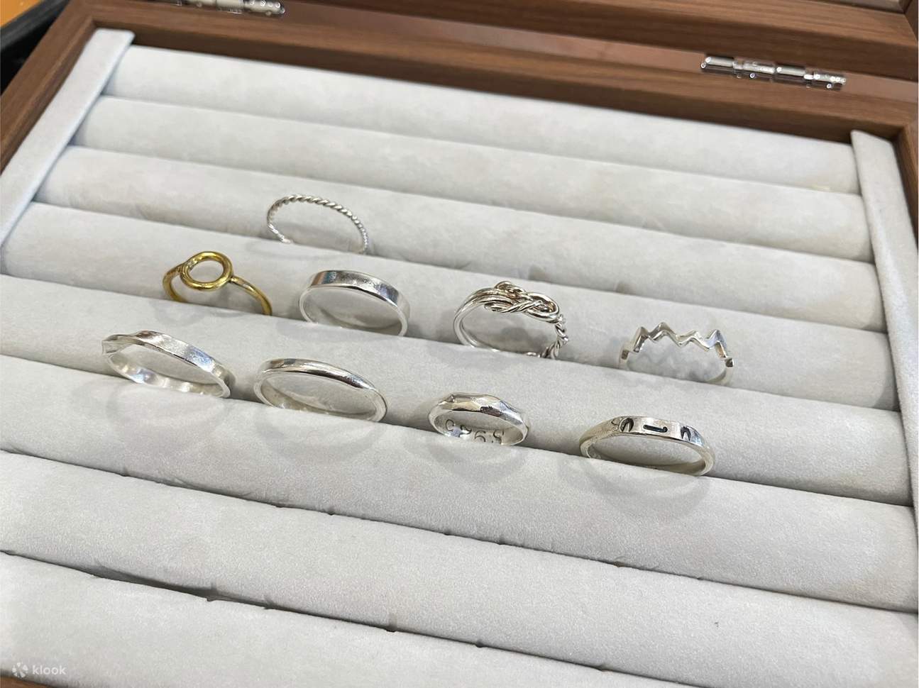 Taichung: Berry Jewelry - S925 Sterling Silver Ring DIY Handicraft Course - Klook